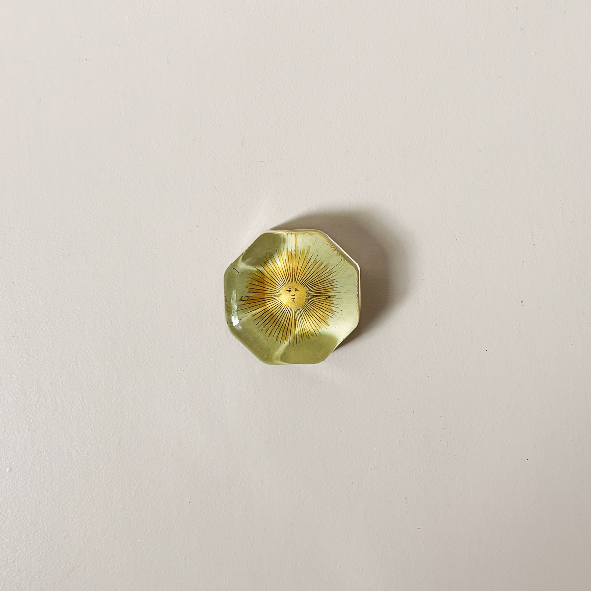 Octagonal Charm Paperweight, Sun – Holliday