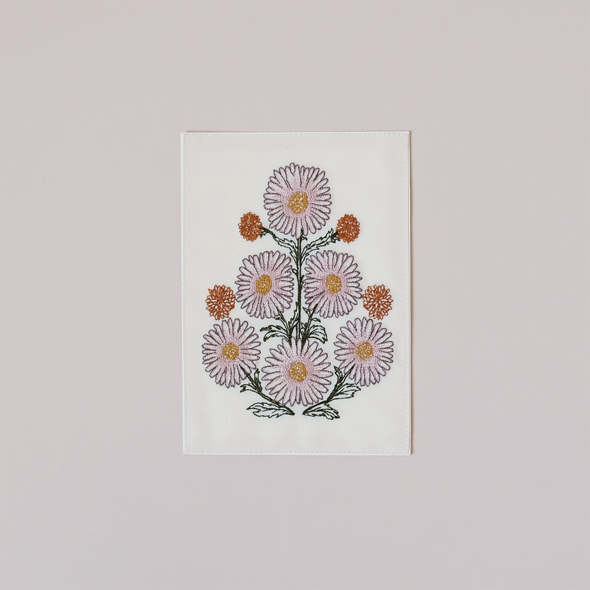Daisy Bouquet Embroidered Note Card – Holliday